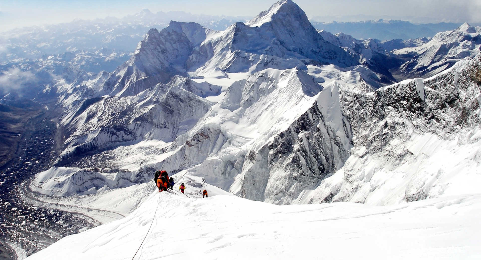 Top 10 Records Set on Mount Everest | Kandoo Adventures